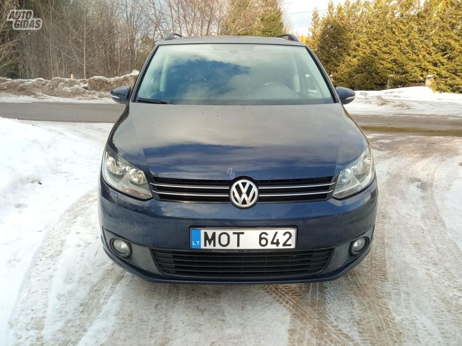 Zils Volkswagen Touran 2011 Viļņa, ar dzinēja tilpumu 1.60 L un nobraukumu 341 tūkst. km par 4890 €, foto 2 vietnē AUTOMOTO.COM.LV