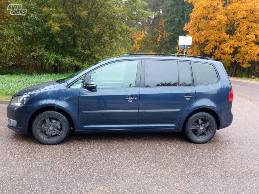 Zils Volkswagen Touran 2011 Viļņa, ar dzinēja tilpumu 1.60 L un nobraukumu 342 tūkst. km par 4690 €, foto 3 vietnē AUTOMOTO.COM.LV