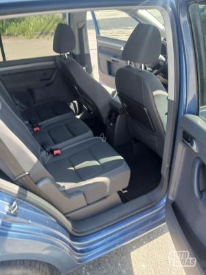 Zils Volkswagen Touran 2011 Radviliškis, ar dzinēja tilpumu 1.60 L un nobraukumu 280 tūkst. km par 4300 €, foto 10 vietnē AUTOMOTO.COM.LV