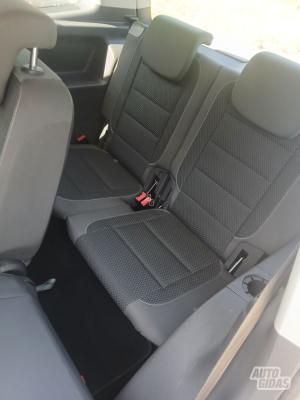 Zils Volkswagen Touran 2011 Radviliškis, ar dzinēja tilpumu 1.60 L un nobraukumu 280 tūkst. km par 4100 €, foto 12 vietnē AUTOMOTO.COM.LV