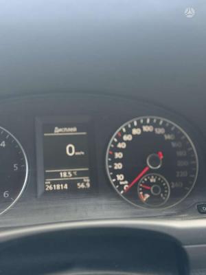 Blue Volkswagen Touran 2011 in Vilnius, with an engine capacity of 1.97 L and mileage of 261 thousand km for 6700 €, photo 18 on AUTOMOTO.COM.LV