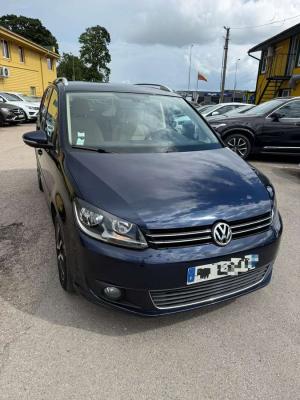 Blue Volkswagen Touran 2011 in Taurage, with an engine capacity of 1.60 L and mileage of 273 thousand km for 4700 €, photo  on AUTOMOTO.COM.LV