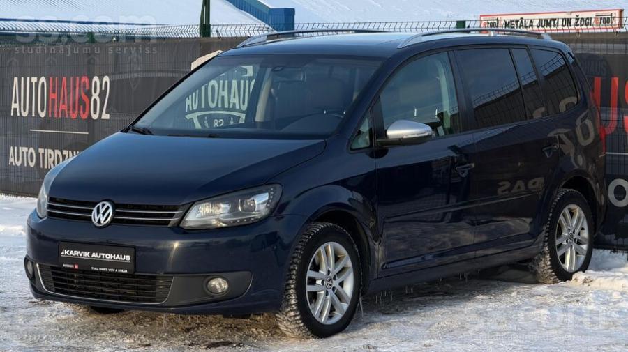 Zils Volkswagen Touran 2012 Liepāja, ar dzinēja tilpumu 2.00 L un nobraukumu 276 tūkst. km par 6850 €, foto 8 vietnē AUTOMOTO.COM.LV