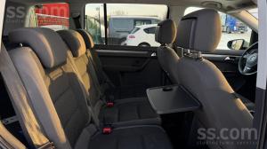 Zils Volkswagen Touran 2012 Liepāja, ar dzinēja tilpumu 2.00 L un nobraukumu 276 tūkst. km par 6850 €, foto 25 vietnē AUTOMOTO.COM.LV
