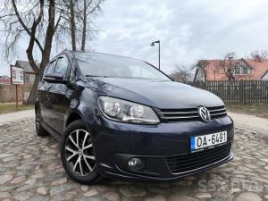 Zils Volkswagen Touran 2012 Jelgava, ar dzinēja tilpumu 1.60 L un nobraukumu 238 tūkst. km par 5870 €, foto 3 vietnē AUTOMOTO.COM.LV