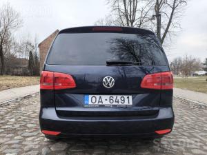 Zils Volkswagen Touran 2012 Jelgava, ar dzinēja tilpumu 1.60 L un nobraukumu 238 tūkst. km par 5870 €, foto 5 vietnē AUTOMOTO.COM.LV