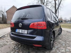 Zils Volkswagen Touran 2012 Jelgava, ar dzinēja tilpumu 1.60 L un nobraukumu 238 tūkst. km par 5870 €, foto 6 vietnē AUTOMOTO.COM.LV