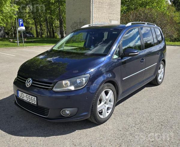 Zils Volkswagen Touran 2012 Talsi, ar dzinēja tilpumu 1.60 L un nobraukumu 280 tūkst. km par 5250 €, foto 1 vietnē AUTOMOTO.COM.LV