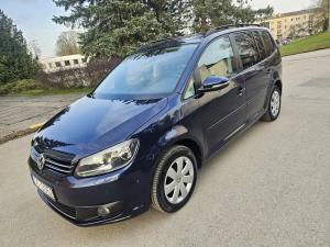 Zils Volkswagen Touran 2012 Jēkabpils, ar dzinēja tilpumu 2.00 L un nobraukumu 313 tūkst. km par 6890 €, foto  vietnē AUTOMOTO.COM.LV