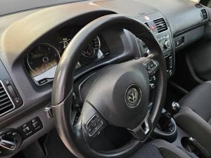Blue Volkswagen Touran 2012 in Jekabpils, with an engine capacity of 2.00 L and mileage of 313 thousand km for 6890 €, photo 12 on AUTOMOTO.COM.LV