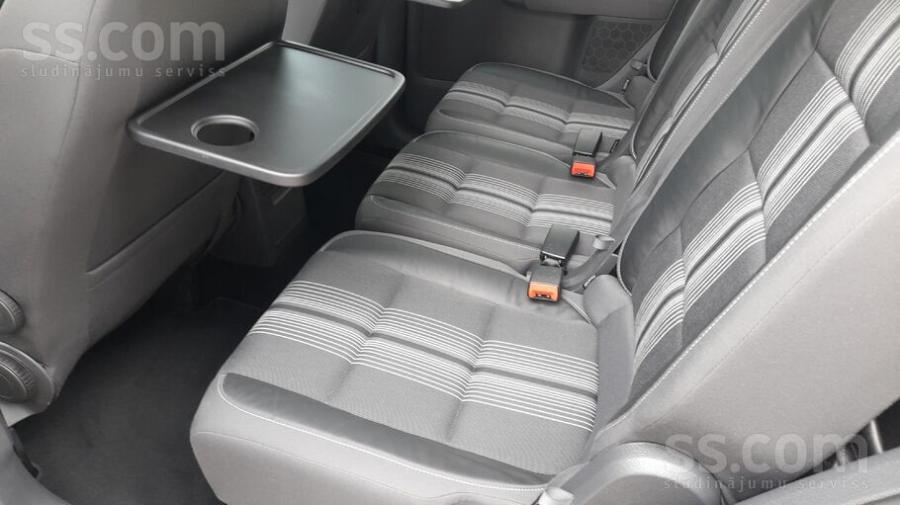 Zils Volkswagen Touran 2012 Rīga, ar dzinēja tilpumu 2.00 L un nobraukumu 0 tūkst. km par 4950 €, foto 20 vietnē AUTOMOTO.COM.LV