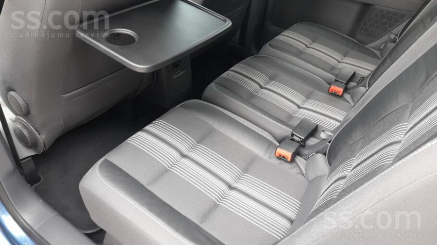 Zils Volkswagen Touran 2012 Rīga, ar dzinēja tilpumu 2.00 L un nobraukumu 0 tūkst. km par 4950 €, foto 21 vietnē AUTOMOTO.COM.LV