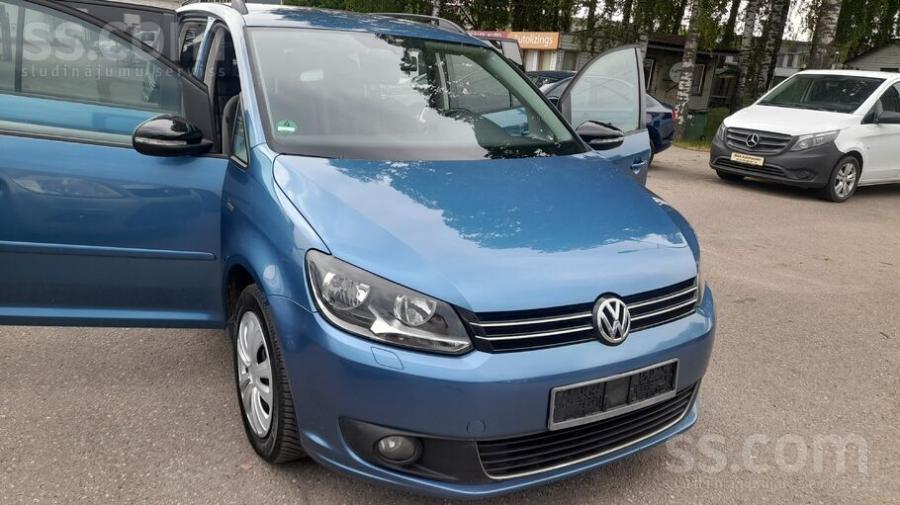 Zils Volkswagen Touran 2012 Rīga, ar dzinēja tilpumu 2.00 L un nobraukumu 0 tūkst. km par 4950 €, foto 31 vietnē AUTOMOTO.COM.LV
