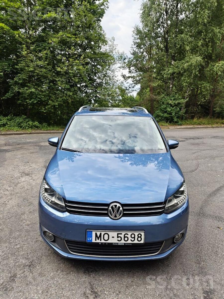Zils Volkswagen Touran 2012 Rīga, ar dzinēja tilpumu 1.60 L un nobraukumu 211 tūkst. km par 7000 €, foto 6 vietnē AUTOMOTO.COM.LV