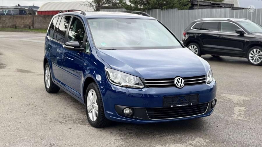 Blue Volkswagen Touran 2012 in Telschi, with an engine capacity of 1.39 L and mileage of 173 thousand km for 6700 €, photo 1 on AUTOMOTO.COM.LV
