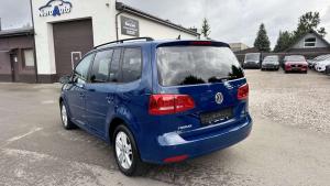 Blue Volkswagen Touran 2012 in Telschi, with an engine capacity of 1.39 L and mileage of 173 thousand km for 6700 €, photo 7 on AUTOMOTO.COM.LV