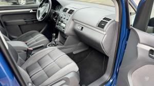 Blue Volkswagen Touran 2012 in Telschi, with an engine capacity of 1.39 L and mileage of 173 thousand km for 6700 €, photo 15 on AUTOMOTO.COM.LV