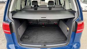 Blue Volkswagen Touran 2012 in Telschi, with an engine capacity of 1.39 L and mileage of 173 thousand km for 6700 €, photo 20 on AUTOMOTO.COM.LV