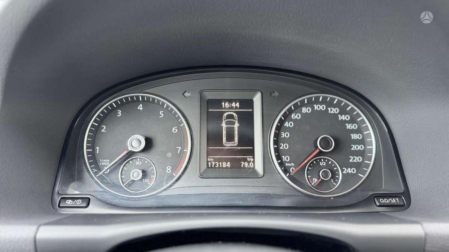 Blue Volkswagen Touran 2012 in Telschi, with an engine capacity of 1.39 L and mileage of 173 thousand km for 6700 €, photo 21 on AUTOMOTO.COM.LV
