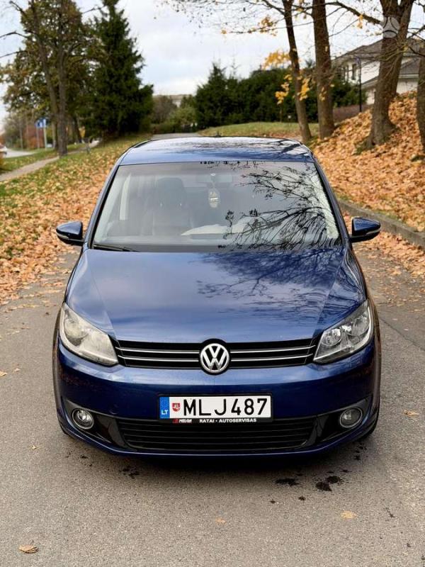 Zils Volkswagen Touran 2012 Viļņa, ar dzinēja tilpumu 0.00 L un nobraukumu 303 tūkst. km par 3300 €, foto 4 vietnē AUTOMOTO.COM.LV