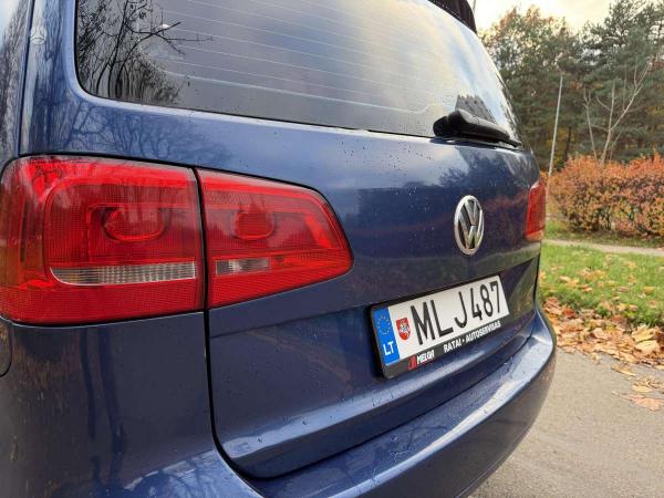 Zils Volkswagen Touran 2012 Viļņa, ar dzinēja tilpumu 0.00 L un nobraukumu 303 tūkst. km par 3300 €, foto 10 vietnē AUTOMOTO.COM.LV