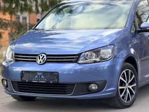 Blue Volkswagen Touran 2013 in Utena, with an engine capacity of 1.60 L and mileage of 304 thousand km for 5590 €, photo 12 on AUTOMOTO.COM.LV