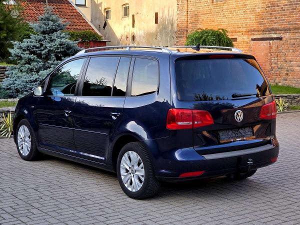 Zils Volkswagen Touran 2013 Kėdainiai, ar dzinēja tilpumu 1.97 L un nobraukumu 287 tūkst. km par 5999 €, foto 6 vietnē AUTOMOTO.COM.LV