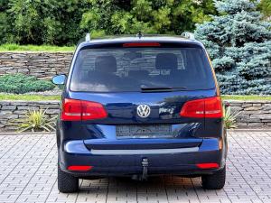 Blue Volkswagen Touran 2013 in Kedainiai, with an engine capacity of 1.97 L and mileage of 287 thousand km for 5999 €, photo 8 on AUTOMOTO.COM.LV