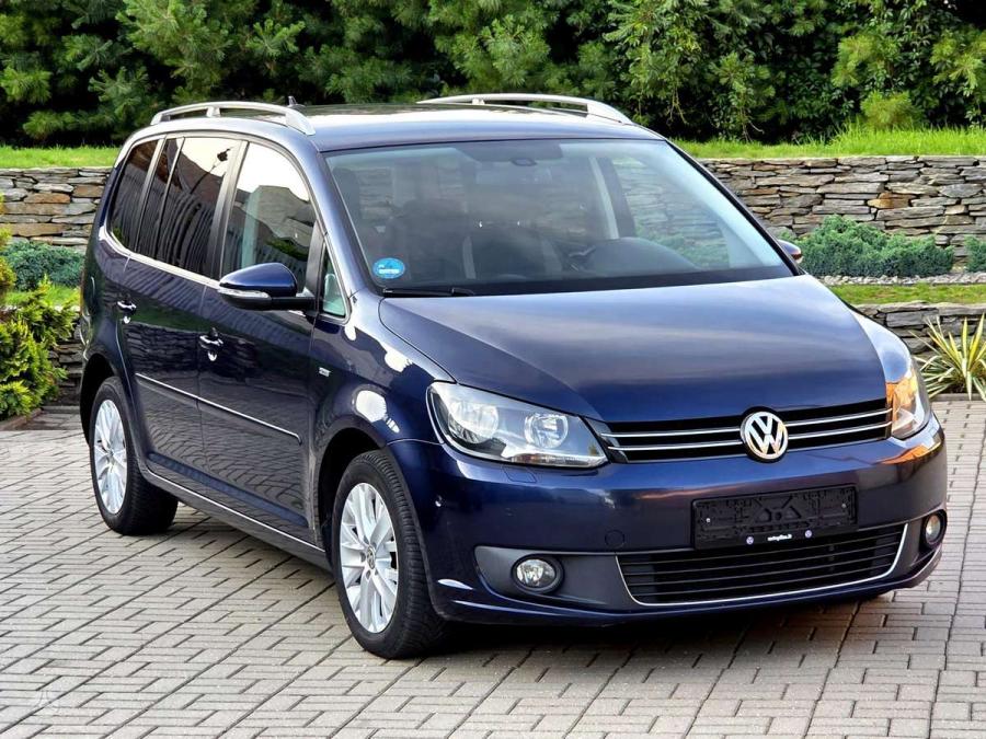 Blue Volkswagen Touran 2013 in Kedainiai, with an engine capacity of 1.97 L and mileage of 287 thousand km for 5999 €, photo 13 on AUTOMOTO.COM.LV