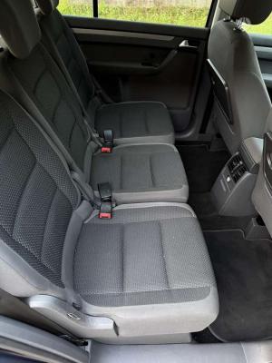 Zils Volkswagen Touran 2013 Kėdainiai, ar dzinēja tilpumu 1.97 L un nobraukumu 290 tūkst. km par 5950 €, foto 22 vietnē AUTOMOTO.COM.LV