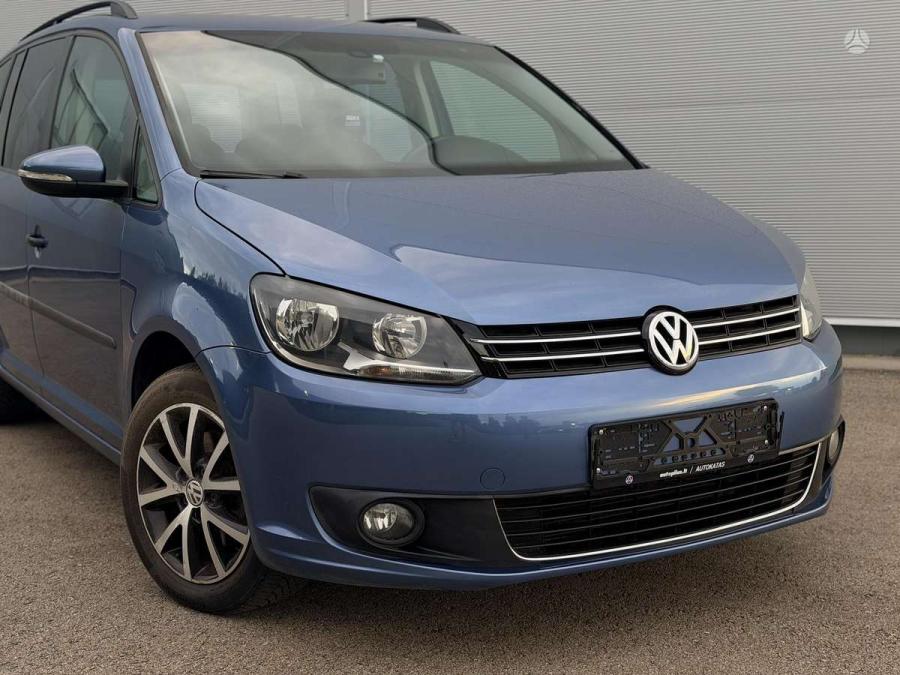 Zils Volkswagen Touran 2013 Utena, ar dzinēja tilpumu 1.60 L un nobraukumu 304 tūkst. km par 5750 €, foto 6 vietnē AUTOMOTO.COM.LV