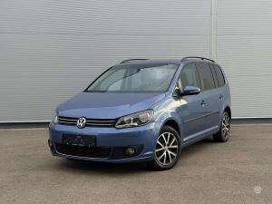 Zils Volkswagen Touran 2013 Utena, ar dzinēja tilpumu 1.60 L un nobraukumu 304 tūkst. km par 5750 €, foto 8 vietnē AUTOMOTO.COM.LV