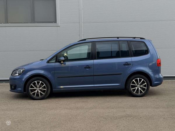 Zils Volkswagen Touran 2013 Utena, ar dzinēja tilpumu 1.60 L un nobraukumu 304 tūkst. km par 5750 €, foto 10 vietnē AUTOMOTO.COM.LV