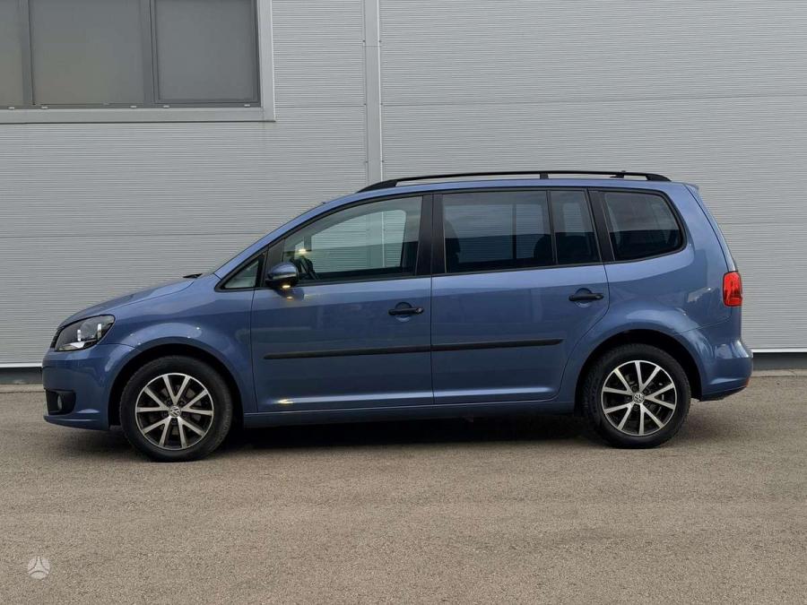 Zils Volkswagen Touran 2013 Utena, ar dzinēja tilpumu 1.60 L un nobraukumu 304 tūkst. km par 5750 €, foto 11 vietnē AUTOMOTO.COM.LV