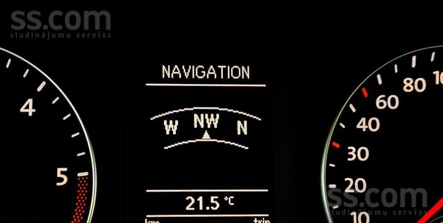 Blue Volkswagen Touran 2014 in Riga, with an engine capacity of 1.60 L and mileage of 290 thousand km for 5200 €, photo 21 on AUTOMOTO.COM.LV