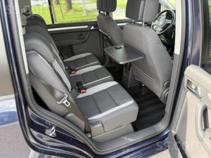 Blue Volkswagen Touran 2014 in Ogre, with an engine capacity of 1.60 L and mileage of 188 thousand km for 8199 €, photo 13 on AUTOMOTO.COM.LV