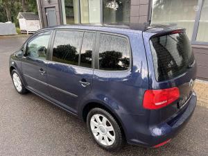 Zils Volkswagen Touran 2014 Utena, ar dzinēja tilpumu 1.60 L un nobraukumu 290 tūkst. km par 4999 €, foto 5 vietnē AUTOMOTO.COM.LV