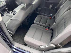 Zils Volkswagen Touran 2014 Utena, ar dzinēja tilpumu 1.60 L un nobraukumu 290 tūkst. km par 4999 €, foto 17 vietnē AUTOMOTO.COM.LV