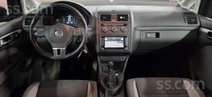 Blue Volkswagen Touran 2014 in Valmiera, with an engine capacity of 2.00 L and mileage of 329 thousand km for 5200 €, photo 9 on AUTOMOTO.COM.LV