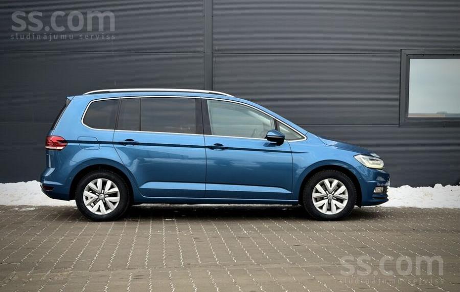 Zils Volkswagen Touran 2015 Rīga, ar dzinēja tilpumu 1.60 L un nobraukumu 218 tūkst. km par 13900 €, foto 5 vietnē AUTOMOTO.COM.LV