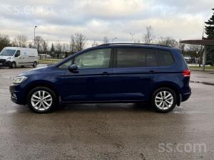 Zils Volkswagen Touran 2016 Ogre, ar dzinēja tilpumu 2.00 L un nobraukumu 241 tūkst. km par 10590 €, foto 5 vietnē AUTOMOTO.COM.LV