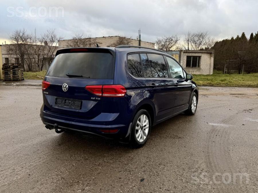 Zils Volkswagen Touran 2016 Ogre, ar dzinēja tilpumu 2.00 L un nobraukumu 241 tūkst. km par 10590 €, foto 6 vietnē AUTOMOTO.COM.LV
