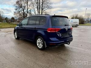 Zils Volkswagen Touran 2016 Ogre, ar dzinēja tilpumu 2.00 L un nobraukumu 241 tūkst. km par 10590 €, foto 8 vietnē AUTOMOTO.COM.LV