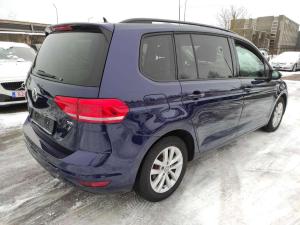 Zils Volkswagen Touran 2016 Panevēža, ar dzinēja tilpumu 1.60 L un nobraukumu 143 tūkst. km par 11700 €, foto 12 vietnē AUTOMOTO.COM.LV