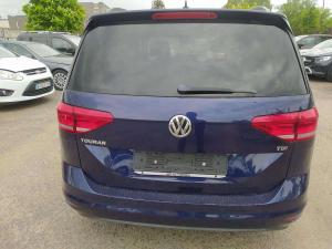 Blue Volkswagen Touran 2016 in Panevezys, with an engine capacity of 1.60 L and mileage of 143 thousand km for 9700 €, photo 11 on AUTOMOTO.COM.LV