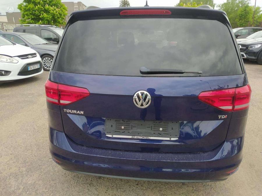 Blue Volkswagen Touran 2016 in Panevezys, with an engine capacity of 1.60 L and mileage of 143 thousand km for 9700 €, photo 11 on AUTOMOTO.COM.LV