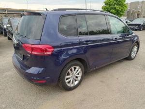 Blue Volkswagen Touran 2016 in Panevezys, with an engine capacity of 1.60 L and mileage of 143 thousand km for 9700 €, photo 13 on AUTOMOTO.COM.LV