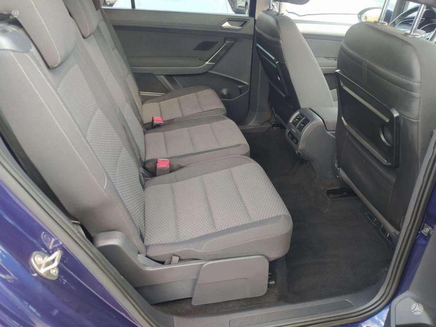 Blue Volkswagen Touran 2016 in Panevezys, with an engine capacity of 1.60 L and mileage of 143 thousand km for 9700 €, photo 15 on AUTOMOTO.COM.LV
