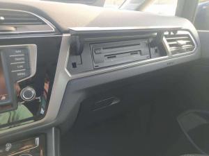 Blue Volkswagen Touran 2016 in Panevezys, with an engine capacity of 1.60 L and mileage of 143 thousand km for 9700 €, photo 29 on AUTOMOTO.COM.LV