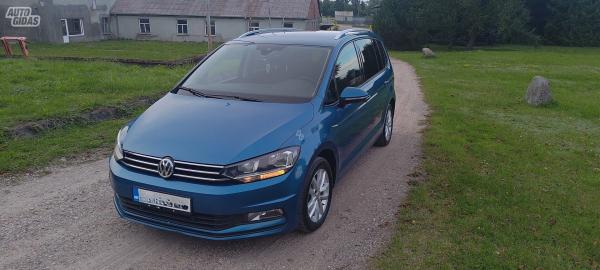 Blue Volkswagen Touran 2016 in Kaunas, with an engine capacity of 1.60 L and mileage of 329 thousand km for 8500 €, photo 1 on AUTOMOTO.COM.LV